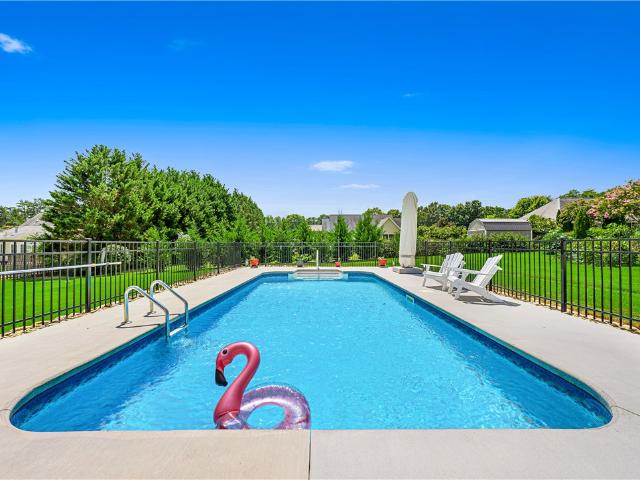 210 Edens Ridge Drive