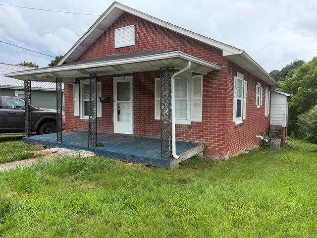 210 Edgewood Dr, Beckley, WV 25801