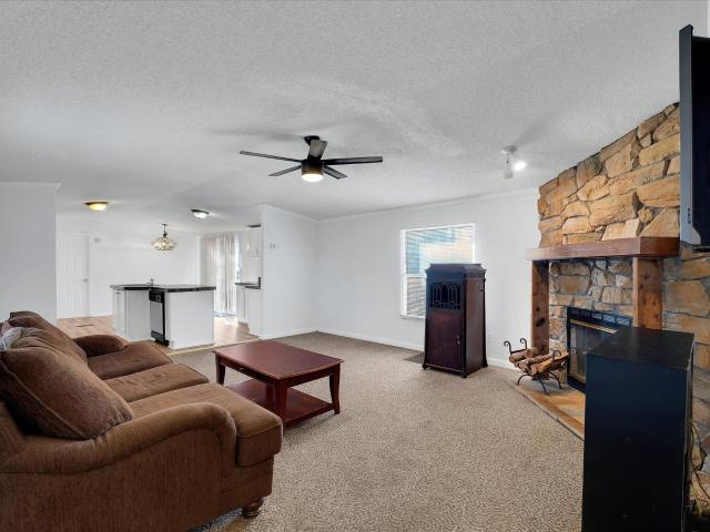 210 Elaine Dr, Piedmont, SC 29673 | MLS #1577 | Compass