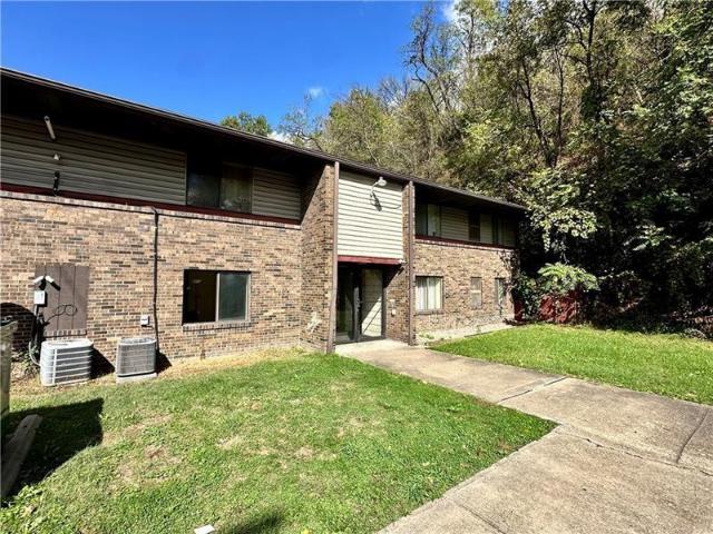 210 Electric Ave, Unit B5, East Pittsburgh, PA 15112 | MLS #1743 | Compass