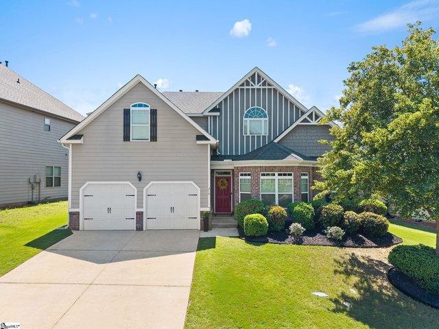 210 Ermon Ct, Greer, SC 29651