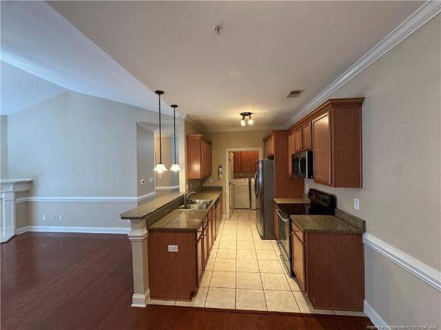 210 Fountainhead Lane 203