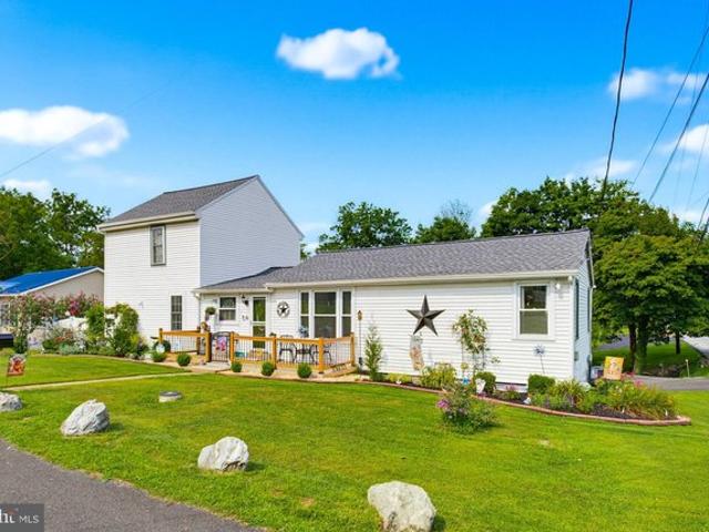 210 Fairview Chapel Rd, Birdsboro, PA 19508
