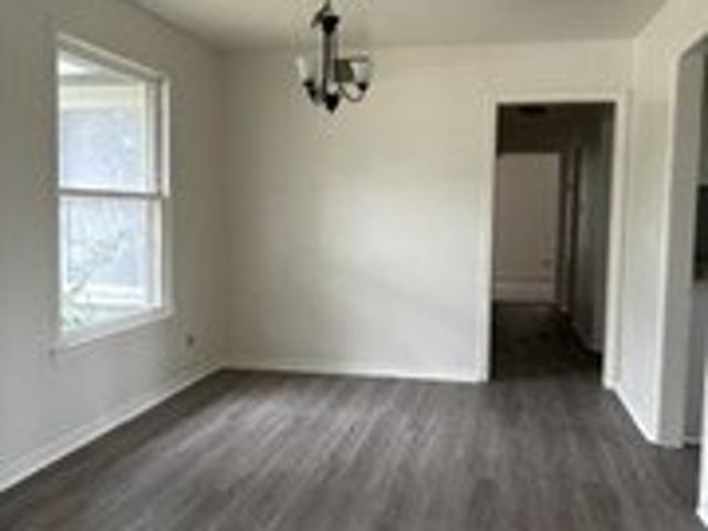 210 Fairway Dr, Bryan, TX 77801