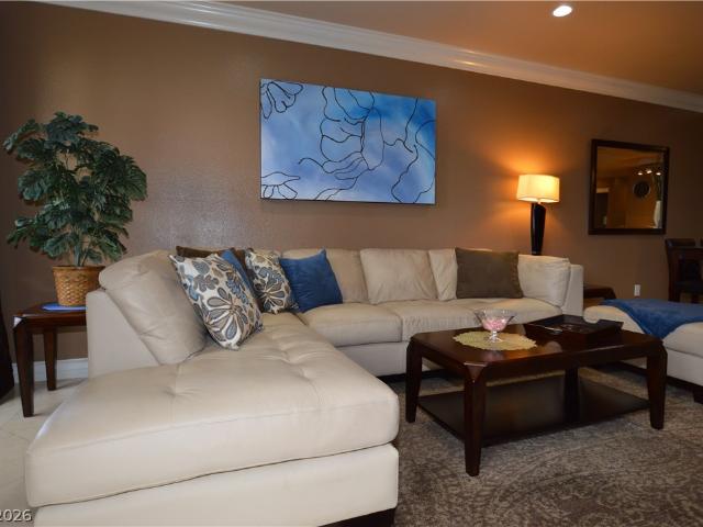 210 flamingo road 315