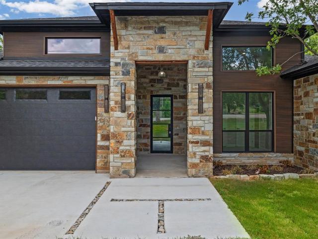 210 Knob Hill Drive