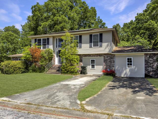 210 Kent Court