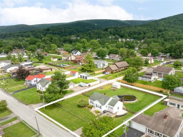 210 Hopwood Fairchance Rd