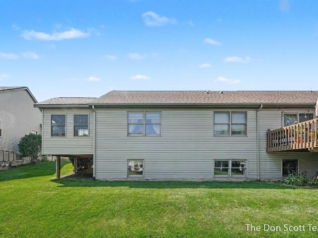 210 Heatherview Street
