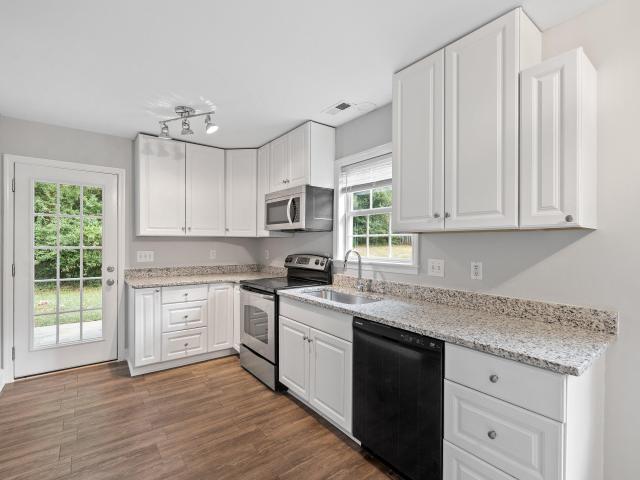 210 Highgate Circle