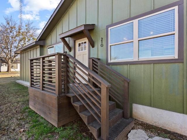 210 Hiland Ln, Pottsboro, TX 75076 | MLS #21169 | Compass