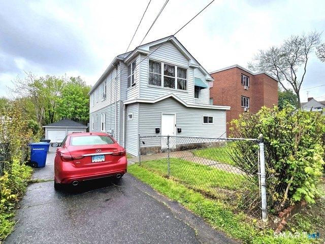 210 Hillside Ave, Hartford, CT 06106