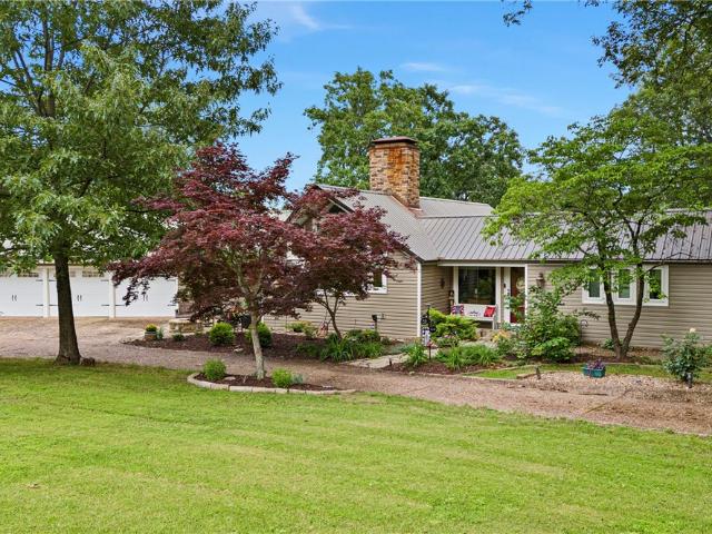 210 Hilltop Drive