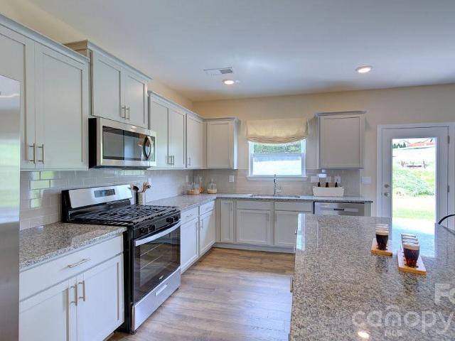 210 Hyder Ridge Road