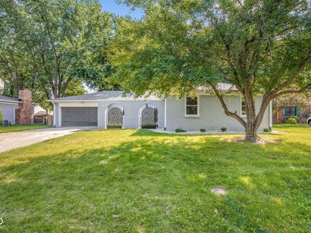 210 Ironwood Cir, Noblesville, IN 46062