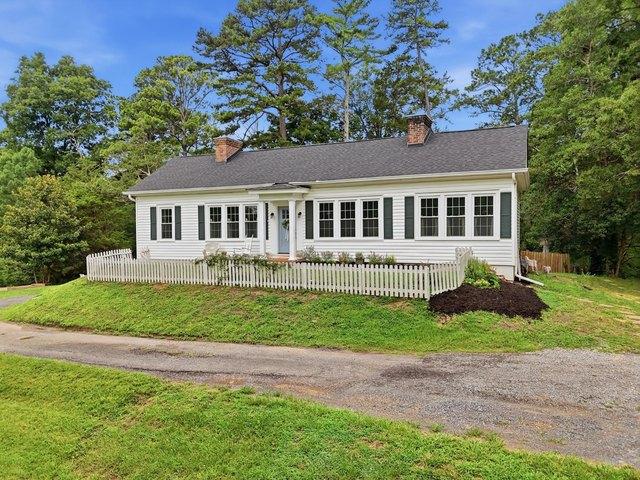 210 James Ave NW, Cleveland, TN 37311