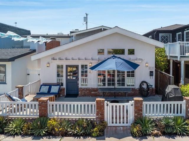 210 Opal Ave, Newport Beach, CA 92662
