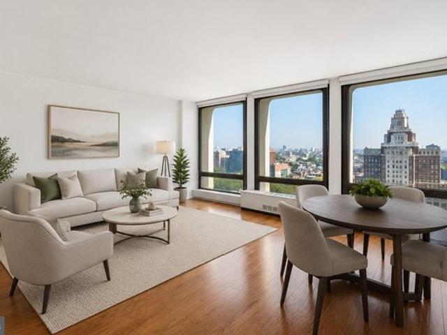 210 Locust St Unit 18HW, Philadelphia, PA 19106