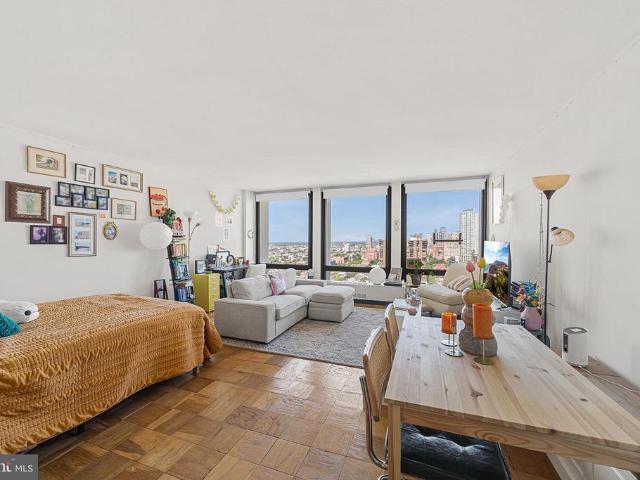 210 Locust Street # 25E