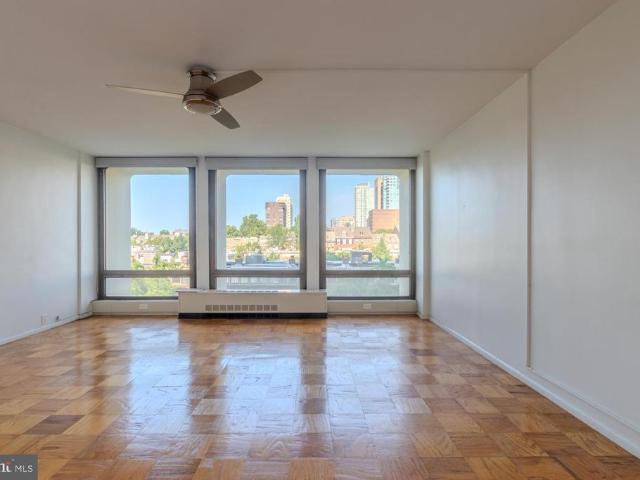 210 Locust # 3EW