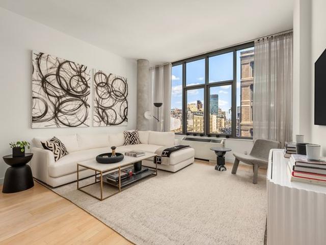 210 Lafayette St Apt 5D, New York, NY 10012