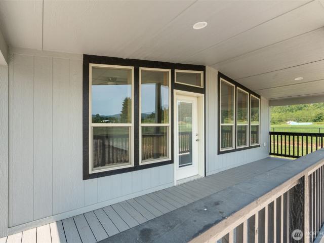 210 Mossyrock Road W