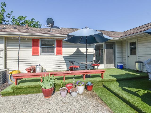 210 Maplecrest Street
