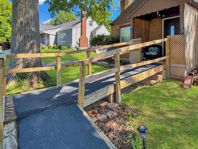 210 Mcalpin Avenue