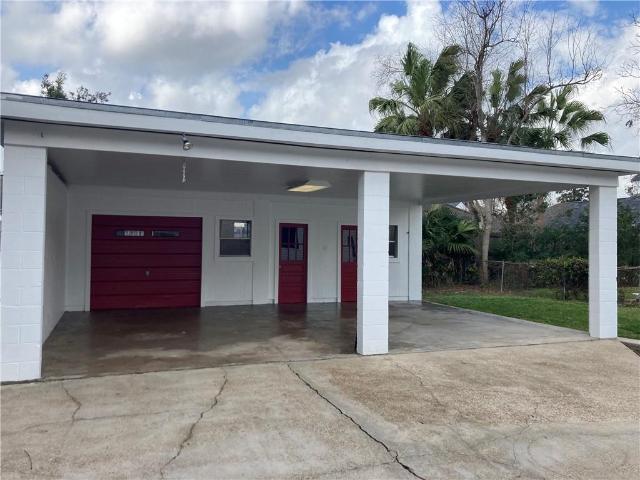 210 Metairie Heights Avenue
