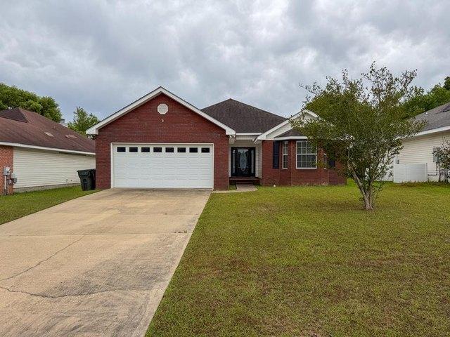 210 Melrose Ln, Dothan, AL 36303
