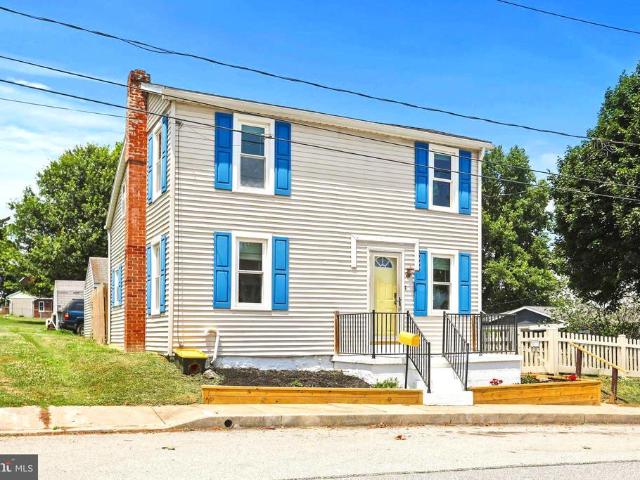 210 Mulberry Street