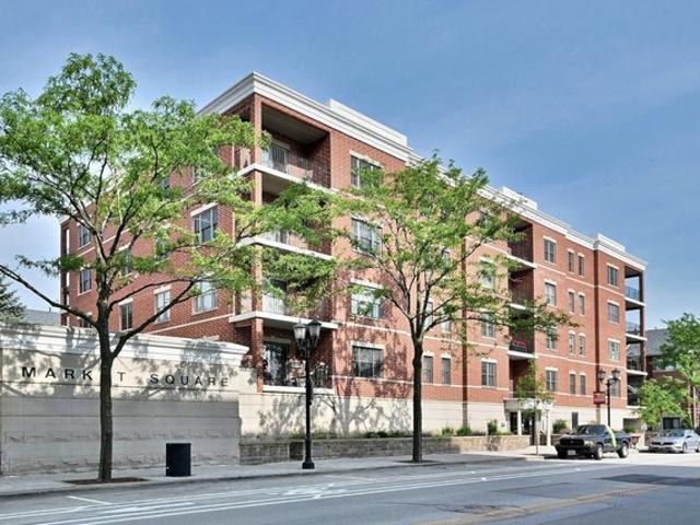 210 N Addison Ave Unit 301, Elmhurst, IL 60126