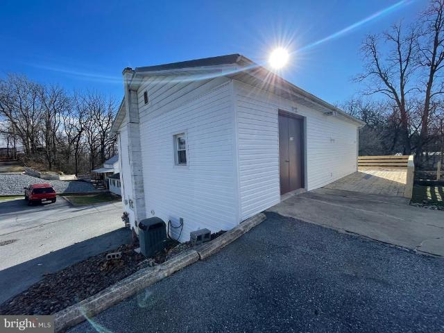 210 n centre avenue # apartment a