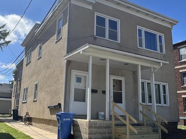 210 N Locust Ave, New Hampton, IA 50659