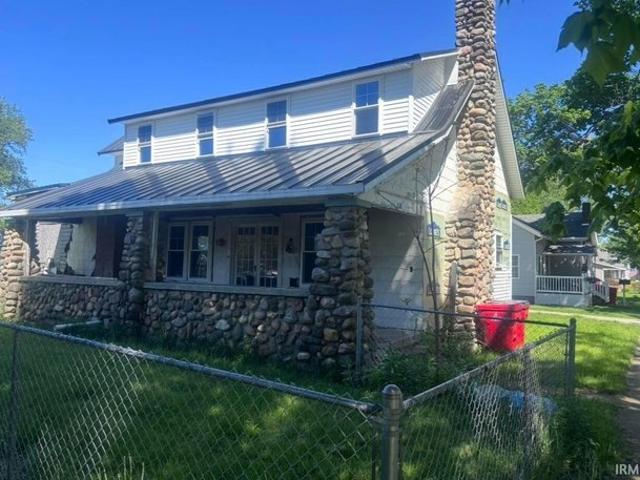 210 N Maple St, Argos, IN 46501