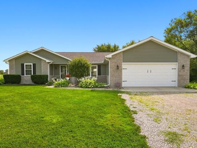 210 N Pittenger Dr, Selma, IN 47383