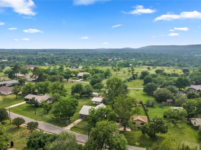 210 N River Oaks Dr