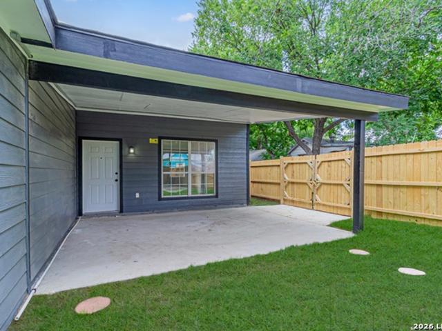 210 N San Jacinto, Unit B