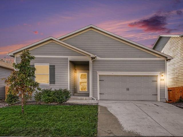 210 N Stewart St, Keenesburg, CO 80643