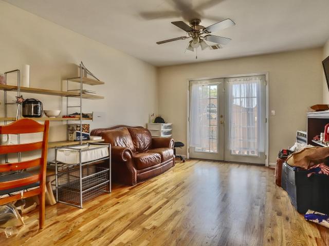 210 New York Ave # 2