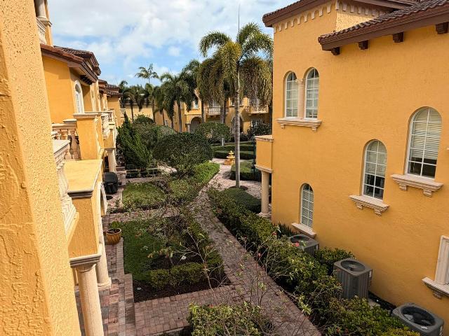 210 NE 69th Cir, Boca Raton, FL