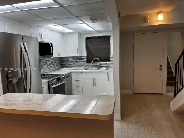 210 NW 87th Ave, Unit L218, Miami, FL 33172 | MLS #A11991 | Compass