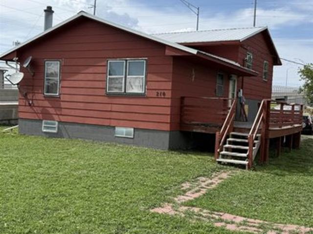 210 S Adams St, Lexington, NE 68850