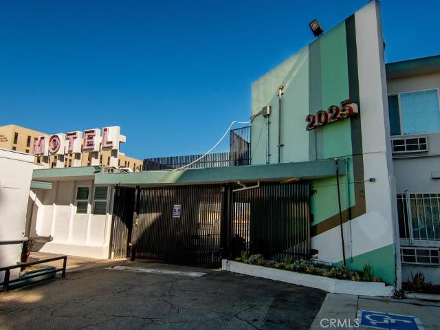 210 S Alvarado Street