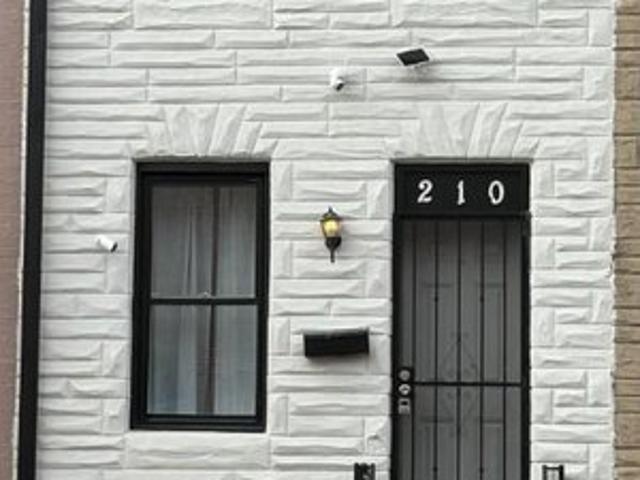 210 S Carey St, Baltimore, MD 21223