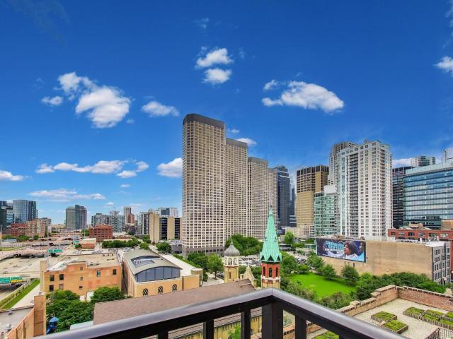210 S Desplaines St, Unit 907, Chicago, IL 60661 | MLS #12625