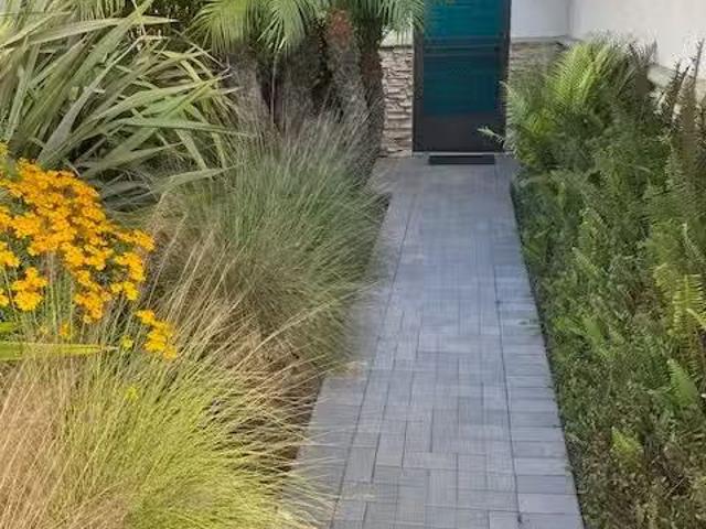 210 S Helberta Ave #A, Redondo Beach, CA 90277