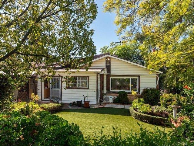 210 S Orange Ave, Fallbrook, CA 92028