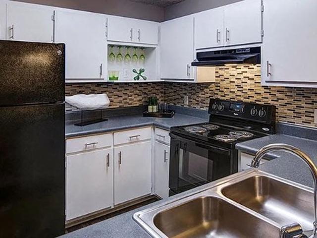 210 Southland Station Dr, Warner Robins, GA 31088