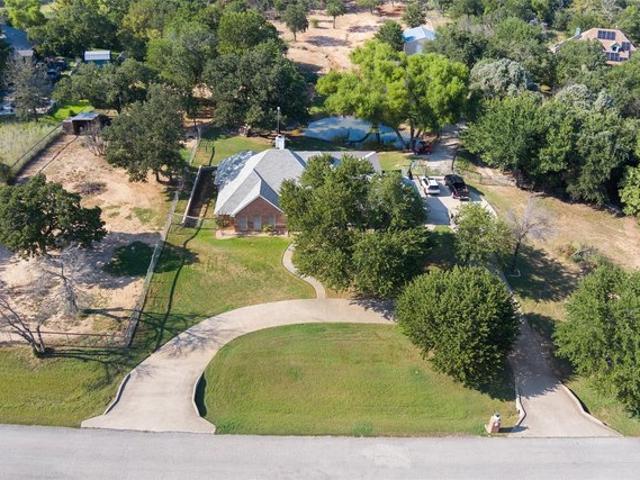 210 Saddle Club Rd, Weatherford, TX 76088